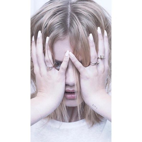 Sixteen Jones Die Antwoords Daughter