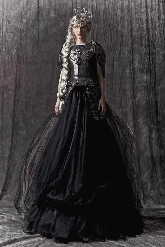 Evangeline Samos | Die Rote Königin Wiki | Fandom