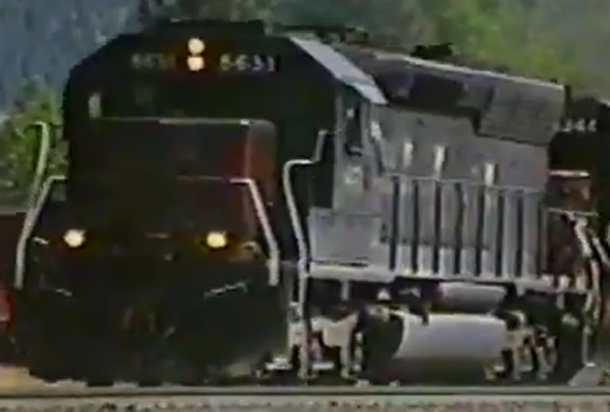 EMD SD40M-2 | Diesel Locomotives Wiki | Fandom