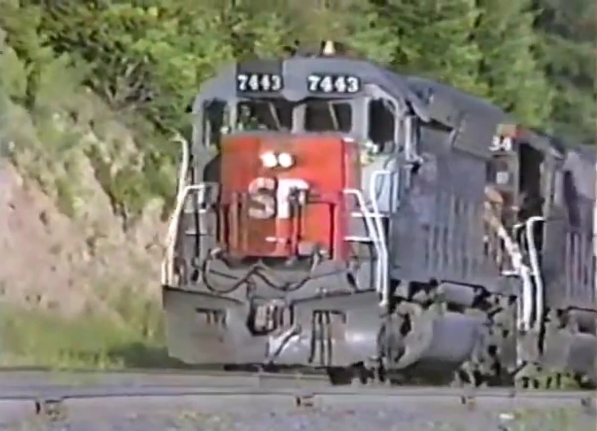 MRS Logística 5313 | Diesel Locomotives Wiki | Fandom