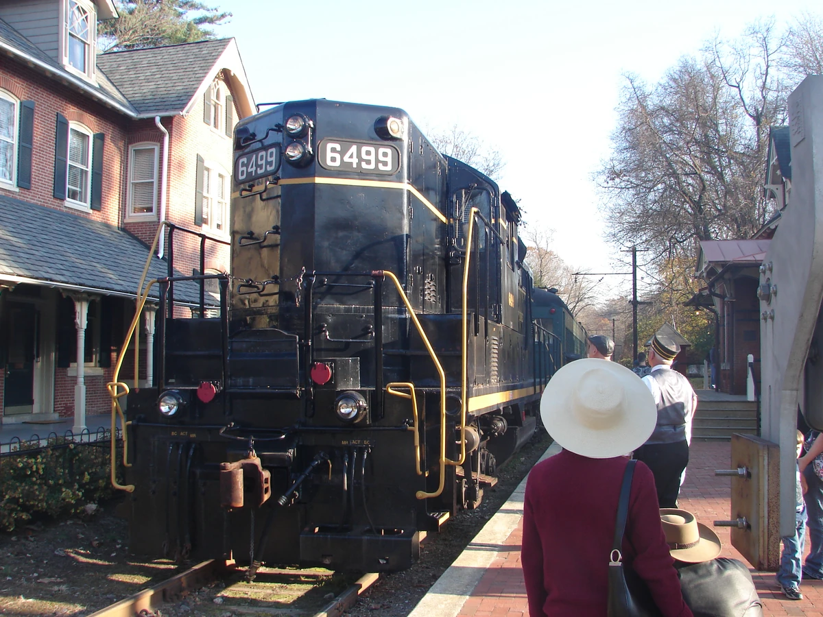 EMD GP9 | Diesel Locomotives Wiki | Fandom