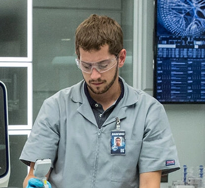 Ryan Crest | Dinosauruspuisto Wiki | Fandom