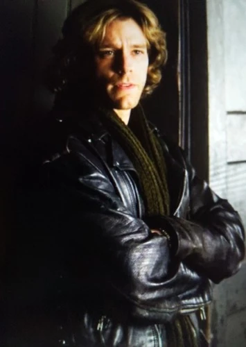 Roger Davis | Disabled Characters Wiki | Fandom