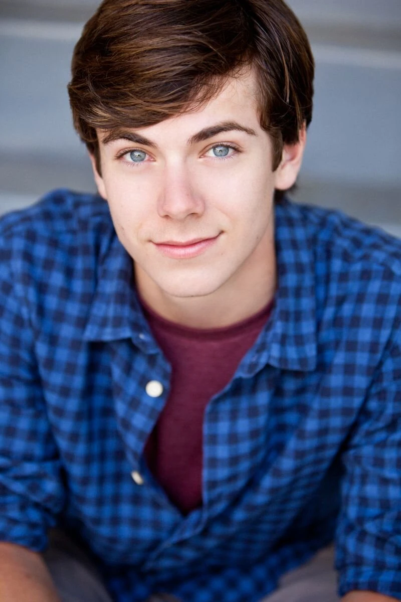 Henry Hodges | Disney Insight Wiki | Fandom