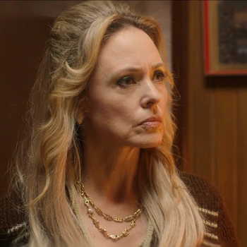 Lucía Sharp | Disney Intertwined Wiki | Fandom