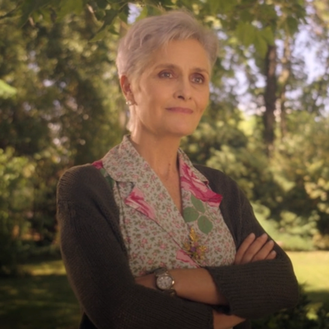 Lucía Sharp | Disney Intertwined Wiki | Fandom