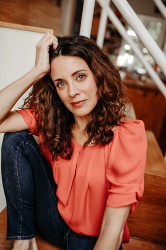 Alanna Ubach | Disney Junior Ariel Wiki | Fandom