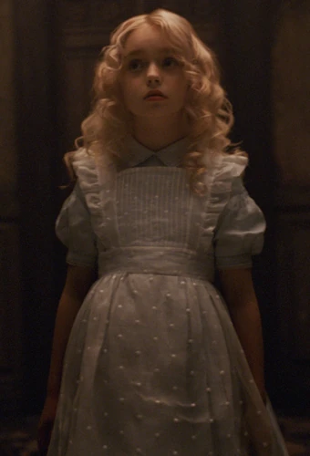 Alice Kingsleigh | Disney Live Action Remakes Wiki | Fandom