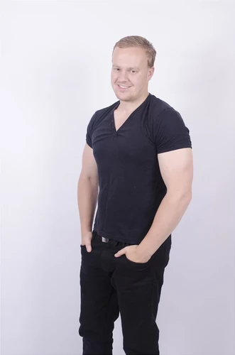 Steve Healey | Disney Live Action Remakes Wiki | Fandom