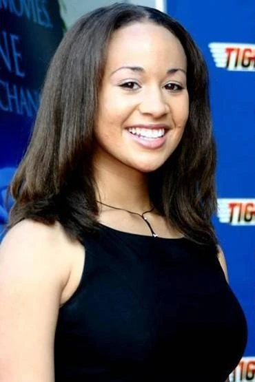 Shadia Simmons | Disney Wik Wiki | Fandom