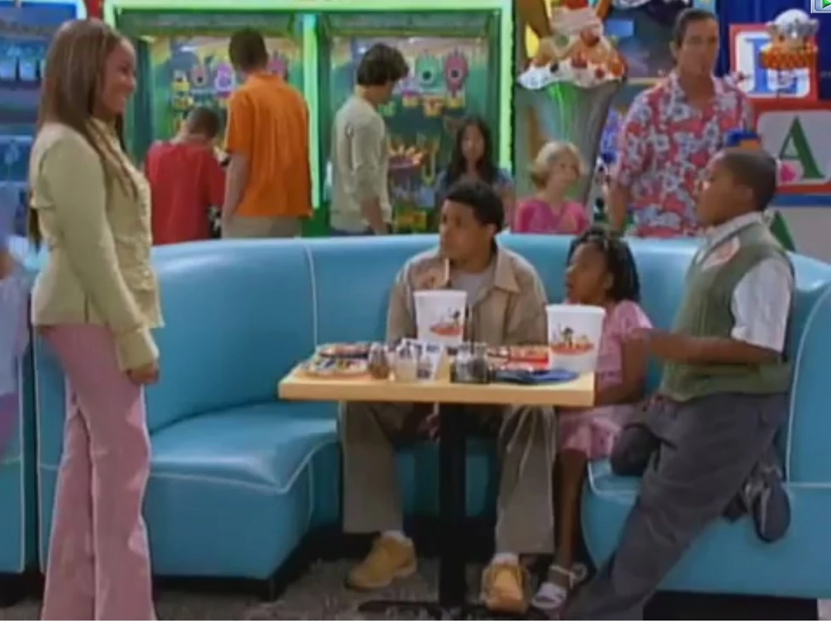 Four's a Crowd | Disney Wiki | Fandom