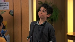 Jessie Disney Cainéal Luke Ross