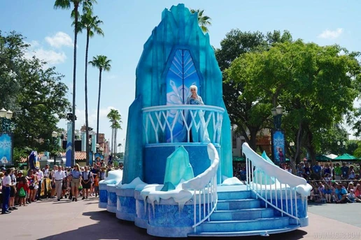 Frozen Royal Welcome Parade | Disney Wiki | Fandom