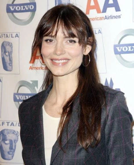 Saffron Burrows | Disney Wiki | Fandom