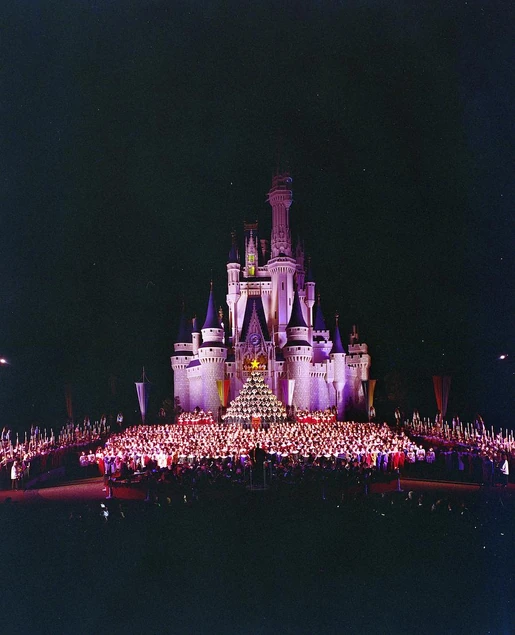 Candlelight Processional | Disney Wiki | Fandom