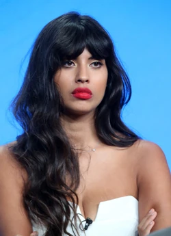 Jameela Jamil Biography Age Wiki Height Weight