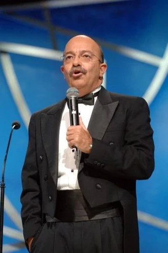 Andrés Bustamante | Disney Wiki | Fandom