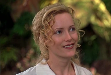 Julie Benz George Of The Jungle