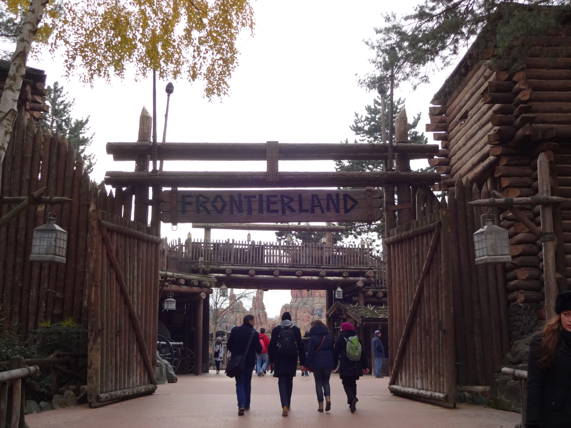 Frontierland (Disneyland Paris) | Disney Wiki | Fandom