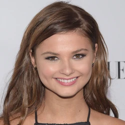 Stefanie Scott Frozen Character
