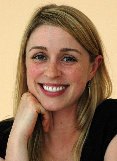 Laura Bertram | Disney Wiki | Fandom