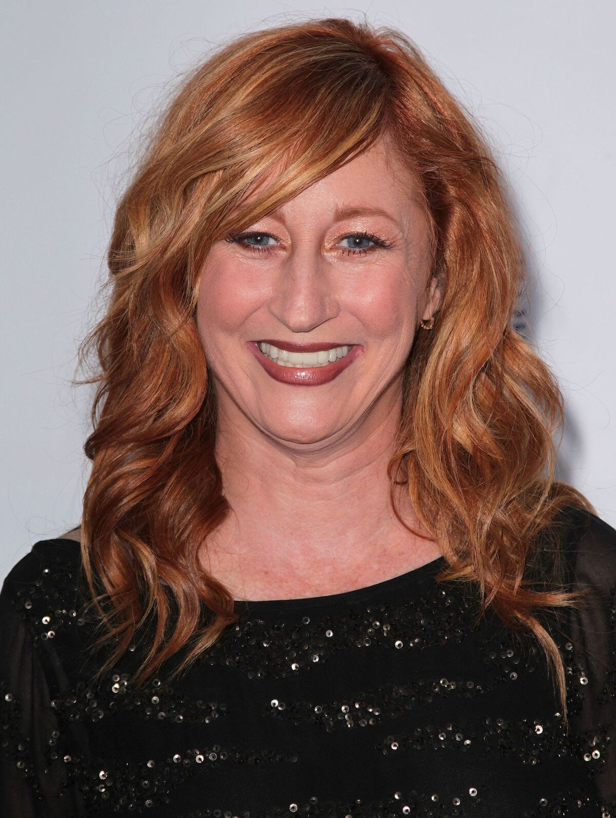 Vicki Lewis | Disney Wiki | Fandom