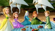The Elf Situation | Disney Wiki | Fandom