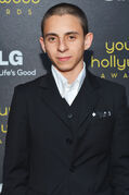 Moisés Arias | Disney Wiki | Fandom