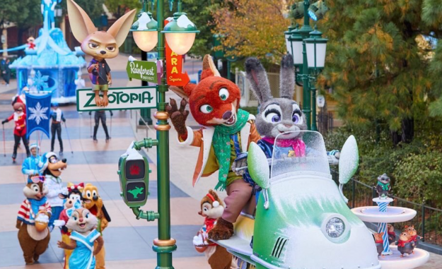 Disney Winter Magic Cavalcade | Disney Wiki | Fandom