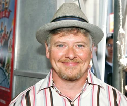 Dave Foley, Primera Esposa