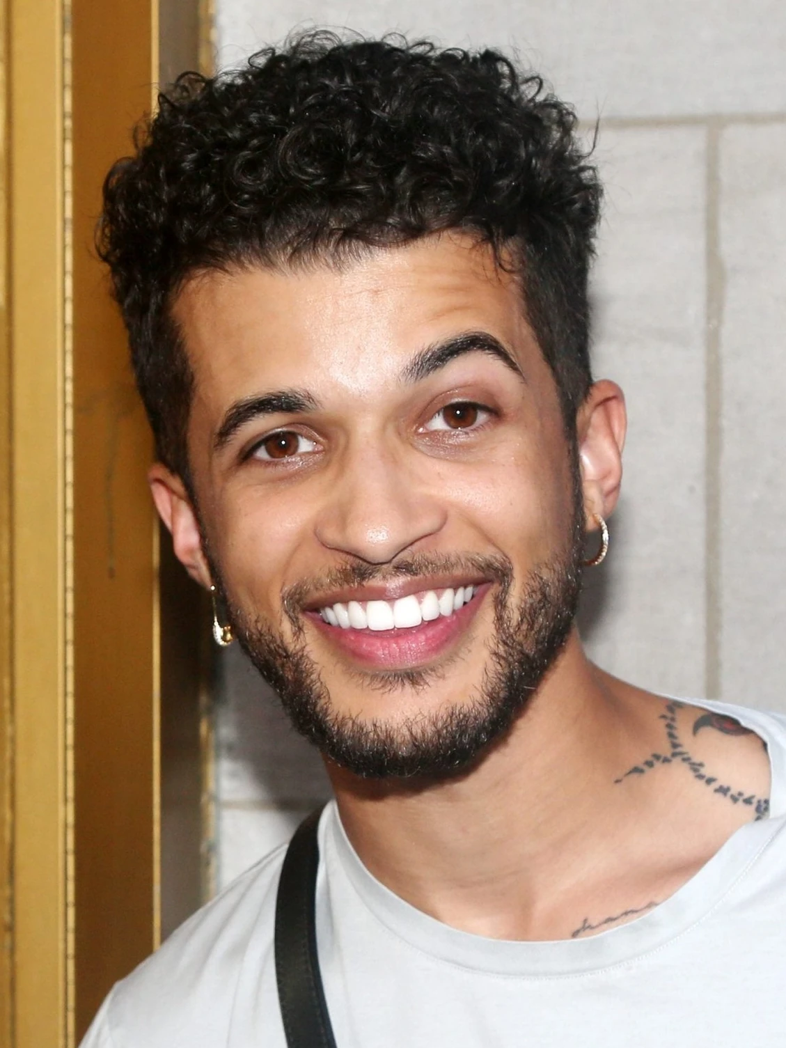 Jordan Fisher | Disney Wiki | Fandom