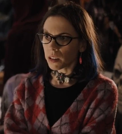 Buzzy (Under Wraps) | Disney Wiki | Fandom