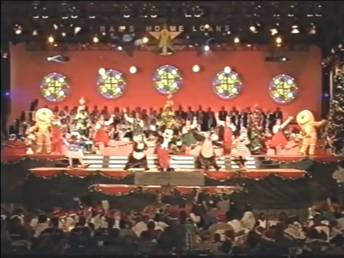 Rockin' Around the Christmas Tree | Disney Wiki | Fandom