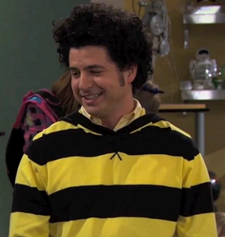 Gibson | Disney Wiki | Fandom