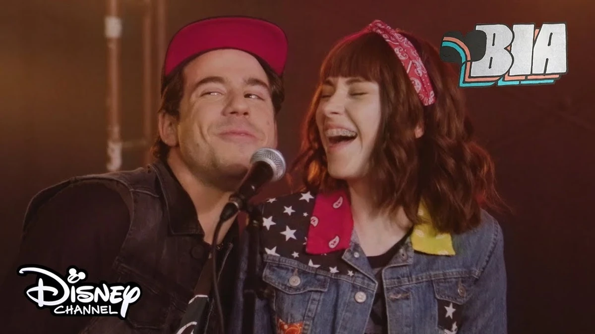 Esto | Bia Wiki | Fandom