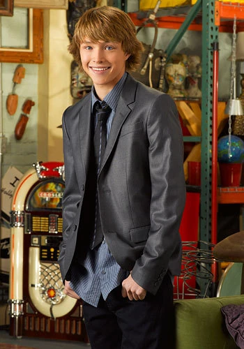 Sterling Knight | Disney Channel Wiki | Fandom