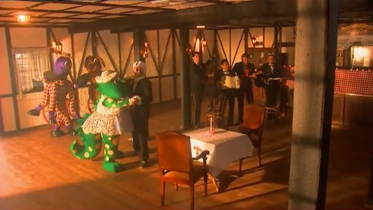 Olive Oil | Disney Fanon Wiki | Fandom