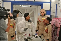 Spaced Out | Jessie Wiki | Fandom