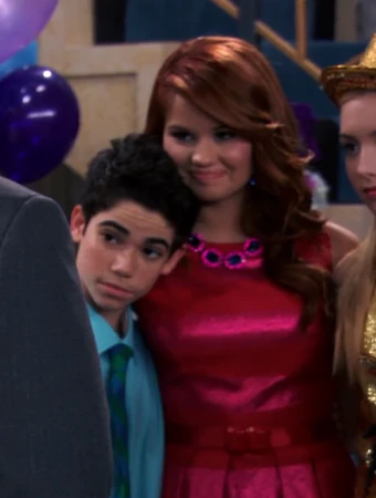 Jessie Showet Luke Luke Ross | Jessie Wiki | Fandom