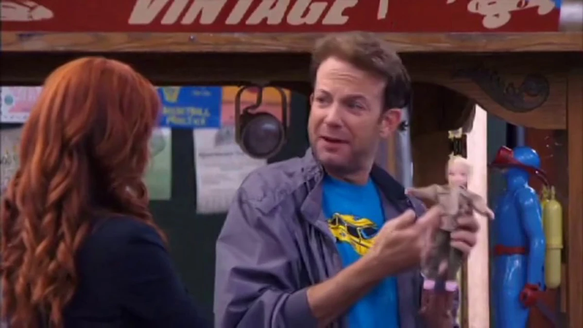 Simon Sneed | Jessie Wiki | Fandom