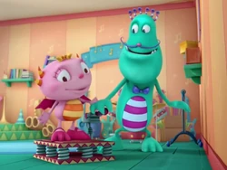 who plays summer huggle monster coloring pages