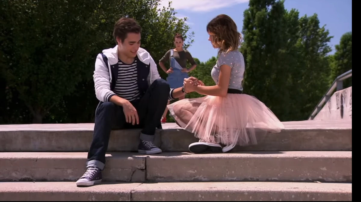 Violetta-Leon-Lara Love Triangle | DisneyLA Wiki | Fandom