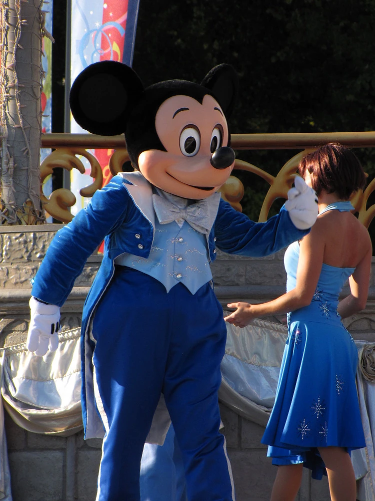 Dream Along With Mickey | Disney Parks Wiki | Fandom