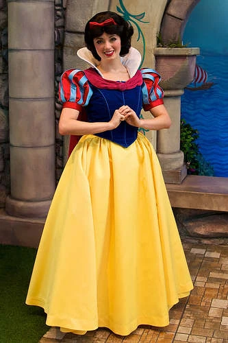 Snow White | Disney Parks Wiki | Fandom