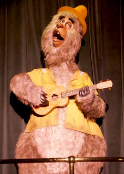 Shaker | Disney Parks Wiki | Fandom