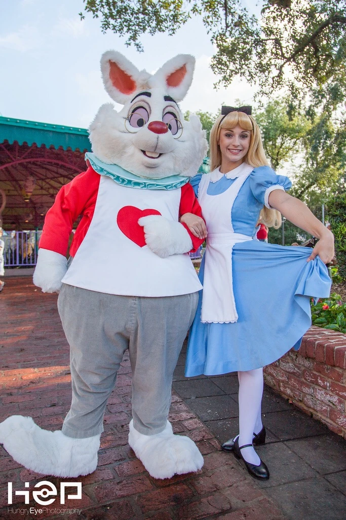 White Rabbit | Disney Parks Wiki | Fandom