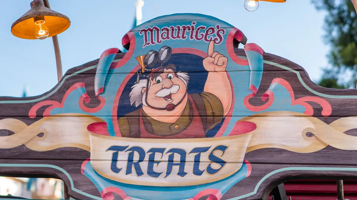 Maurice | Disney Parks Wiki | Fandom
