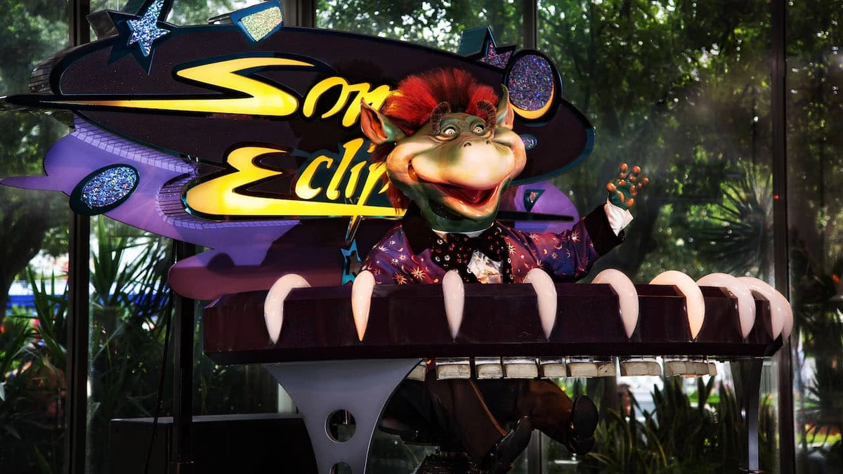 Sonny Eclipse | Disney Parks Wiki | Fandom