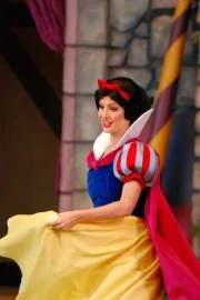 Snow White | Disney Parks Characters Wiki | Fandom