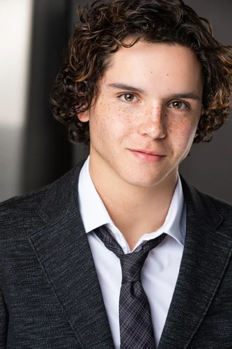 Noah Lomax | Disney+ Wiki | Fandom